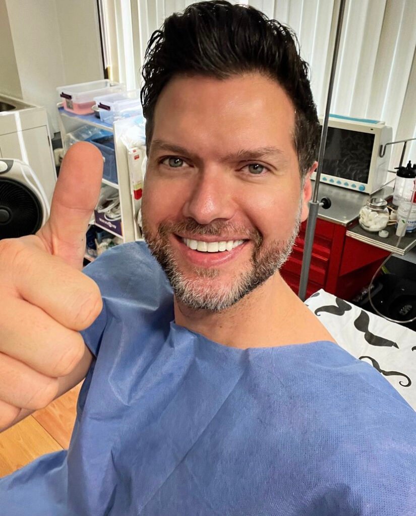 ¡Estoy libre de cáncer! grita a los cuatro cientos el actor de teatro ...