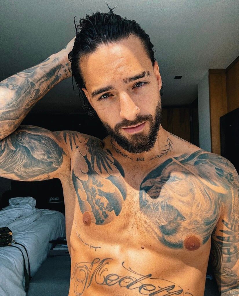 Maluma dice extrañar a México y comparte fotos con el torso desnudo ...