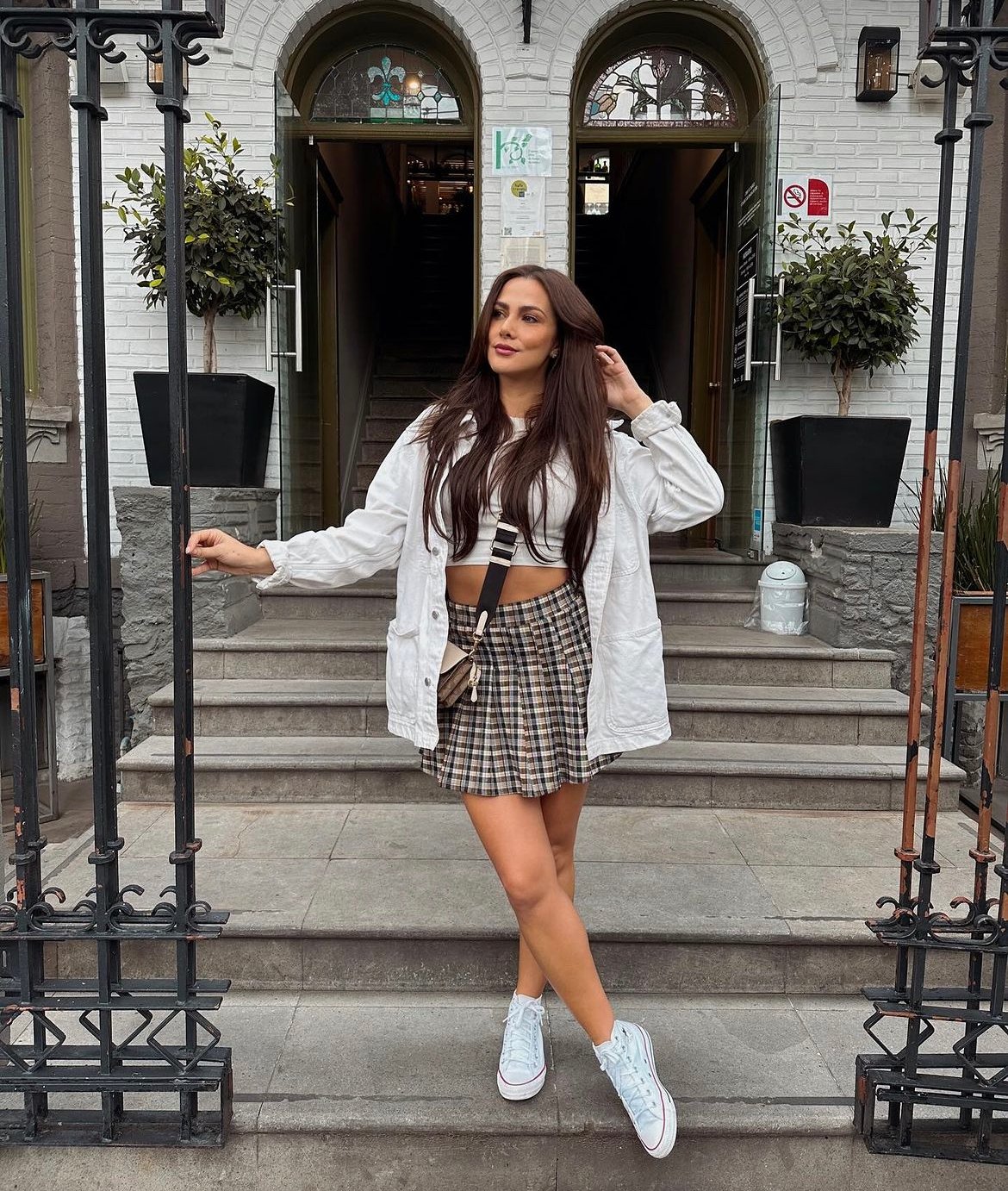 La ex Miss Universo 2014, la costarricense Kary Ramos recorrió calles ...