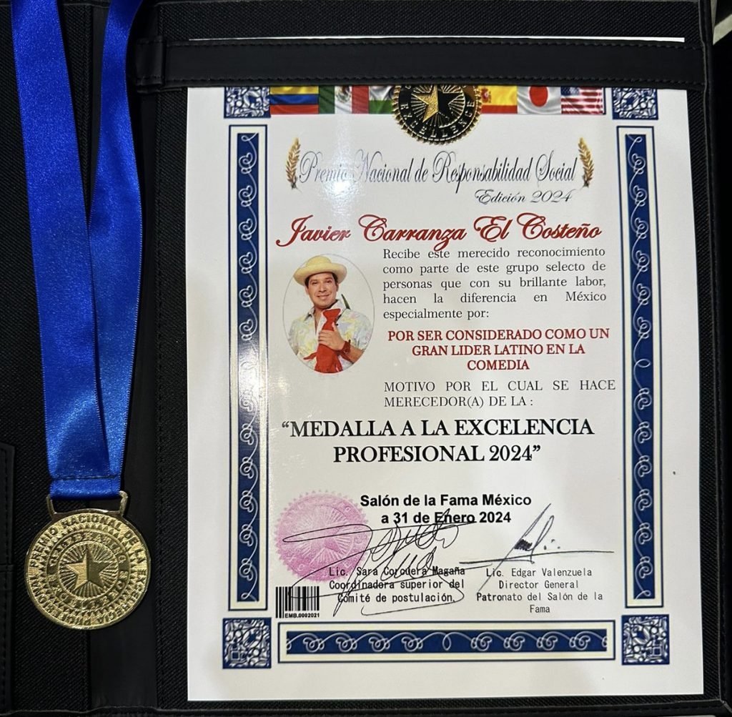 Recibe el humorista Javier Carranza ‘El Costeño’ la medalla a la ...