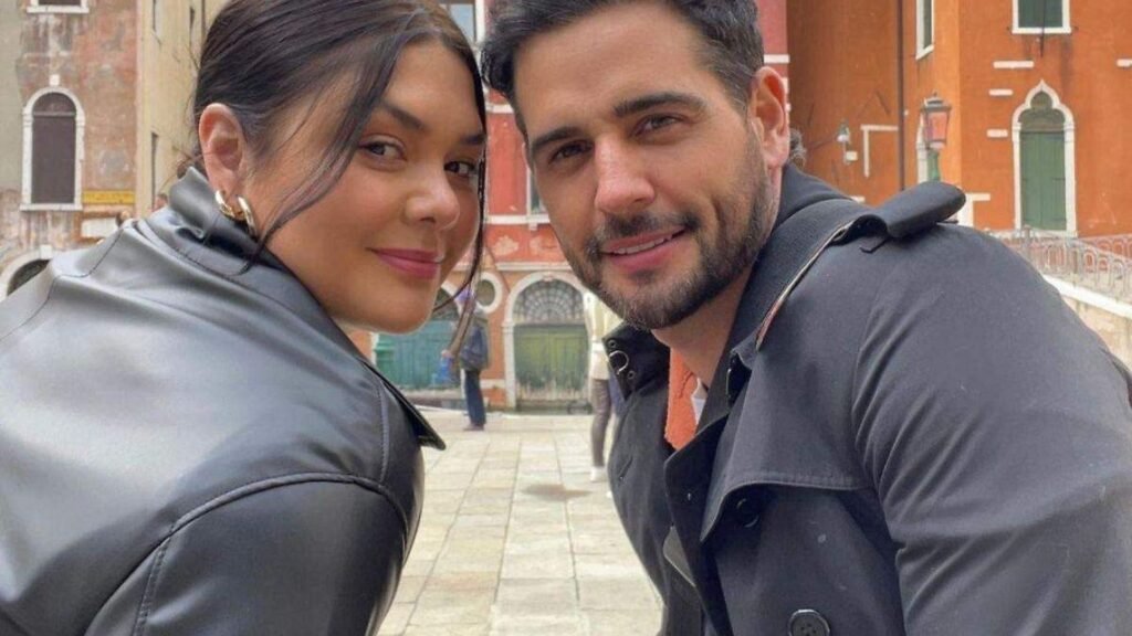 A sus 21 años, Valarie Ruvalcaba incrementa su fama como la espuma ...